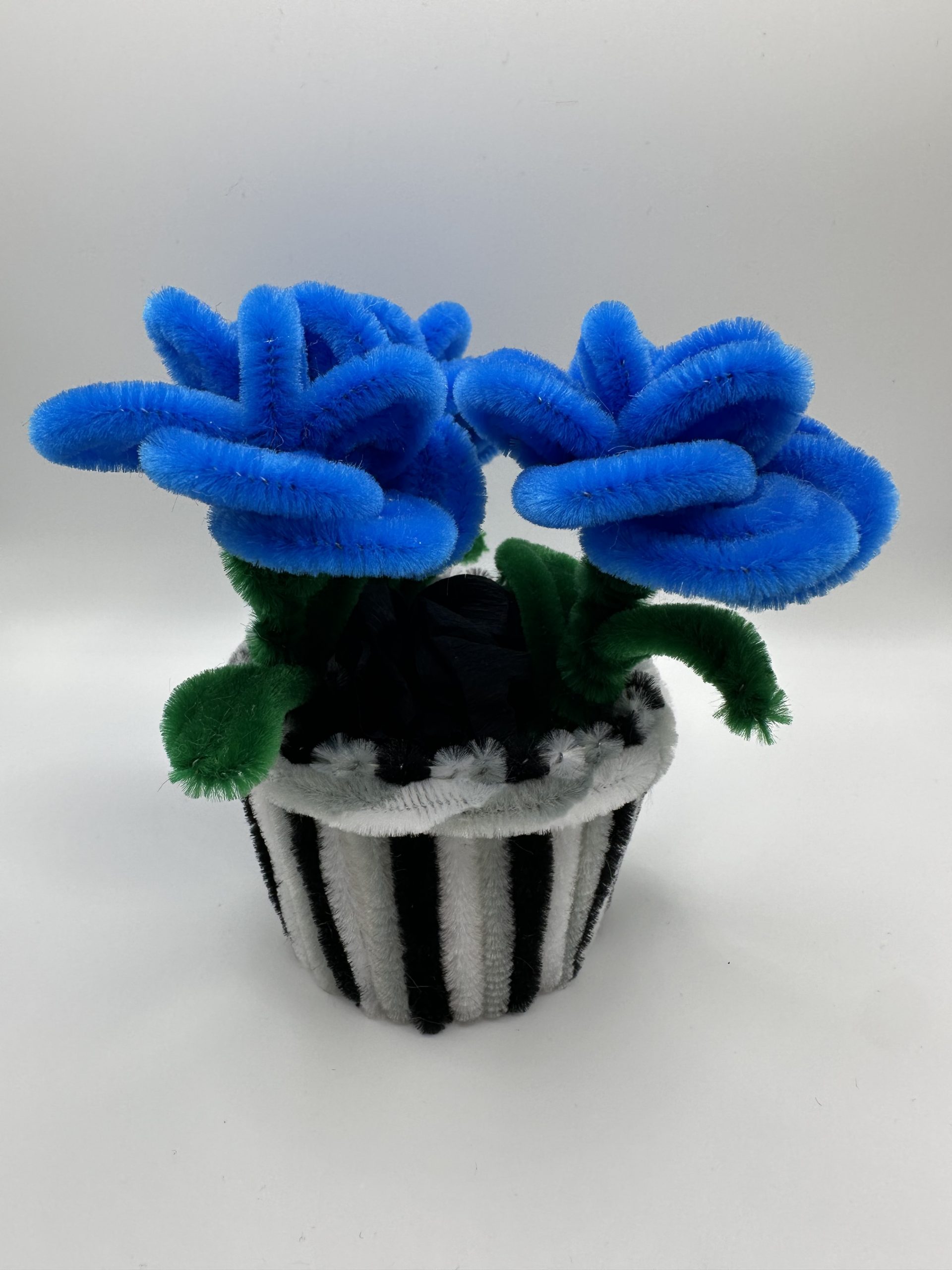 Blue Rose Cupcake 💙🧁 - Crafters' Barn